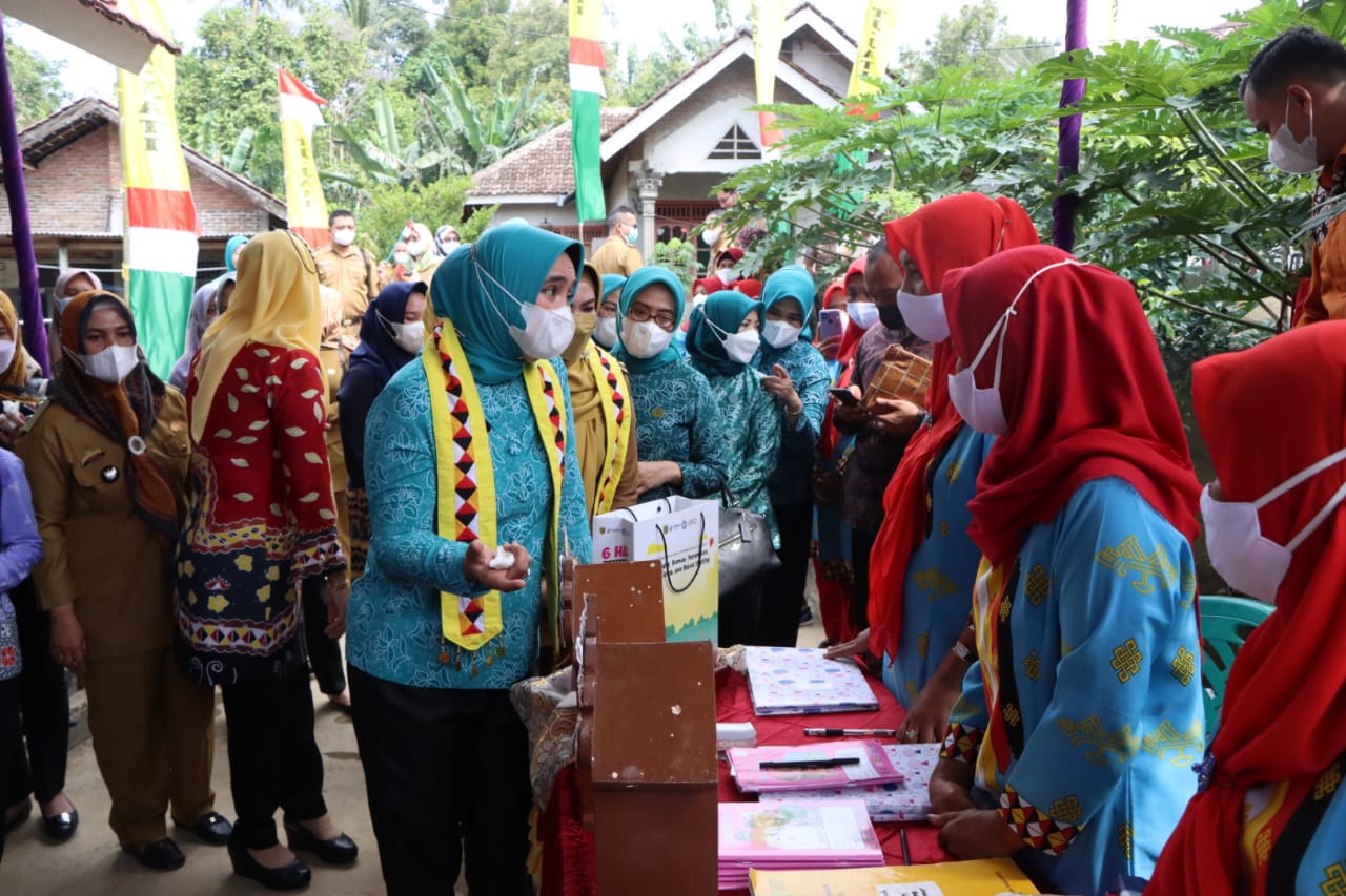 Kunjungan Kerja Ke Kabupaten Tanggamus, Riana Sari Arinal Lakukan ... Kunjungan Kerja Ke Kabupaten Tanggamus, Riana Sari Arinal Lakukan ...